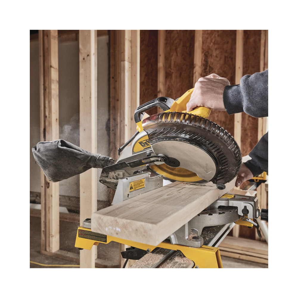 SIERRA INGLETEADORA DE 10 PULGADAS, 15 AMPERIOS, 5,000 RPM, 1600 WATTS. DEWALT